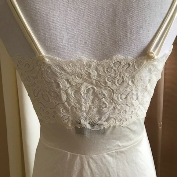 Rosa Puleo-Szule | Intimates & Sleepwear | Vintage Rosa Puleoszule ...